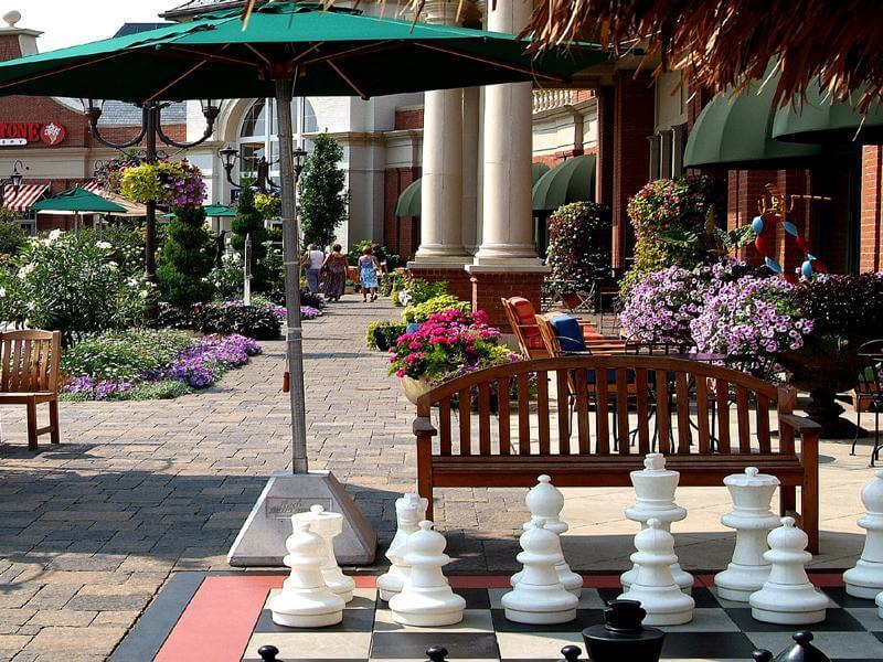 The Original MegaChess 25 Inch Plastic Giant Chess Set