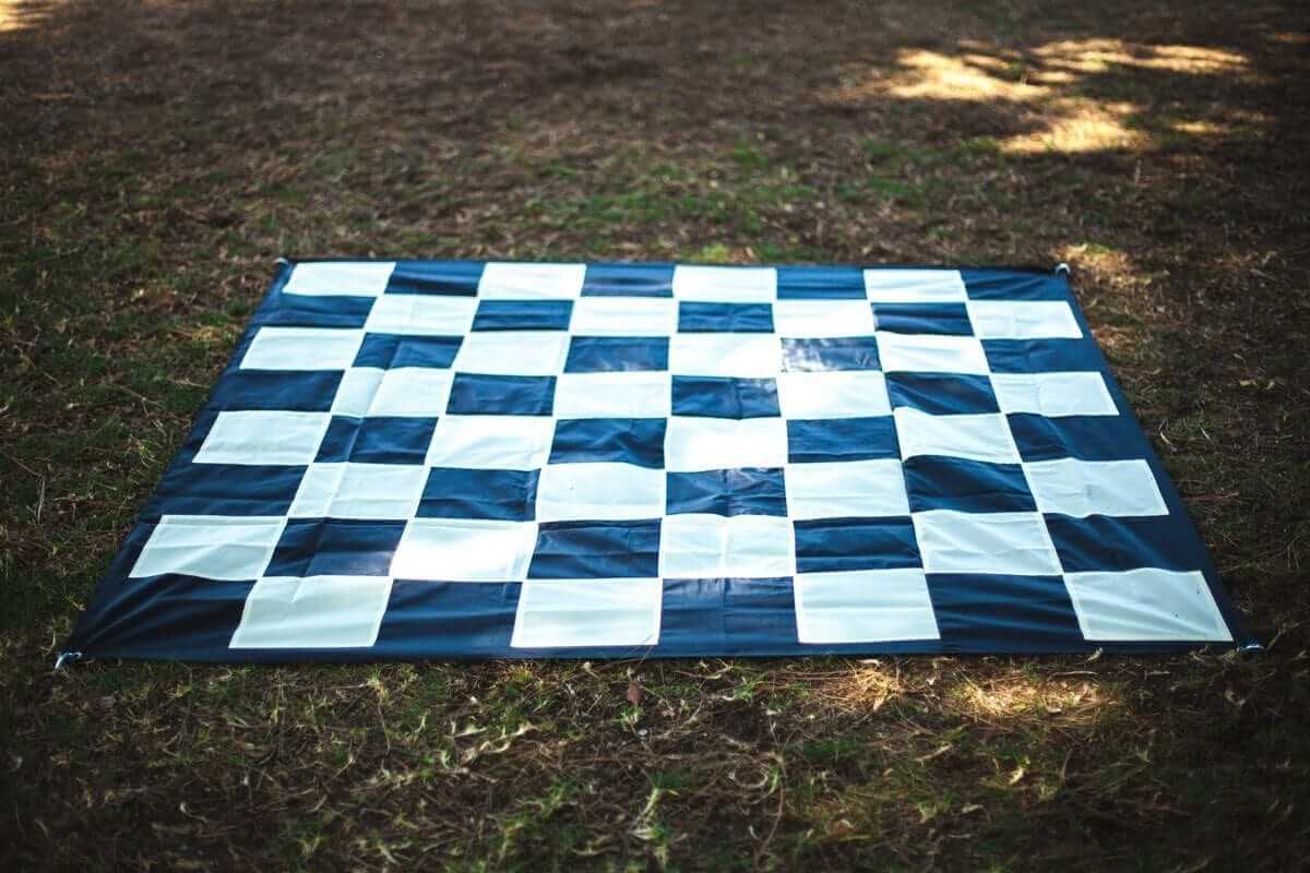 Giant Chess Quick Fold Nylon Mat With 6 Inch Squares